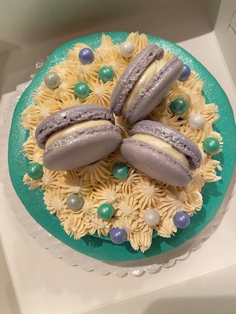 Cake Display | Bella Macaron LLC